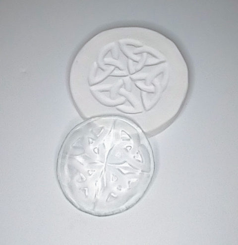 Fusing Sheet Glass on Bottle Bottom Molds - Glass With A Past