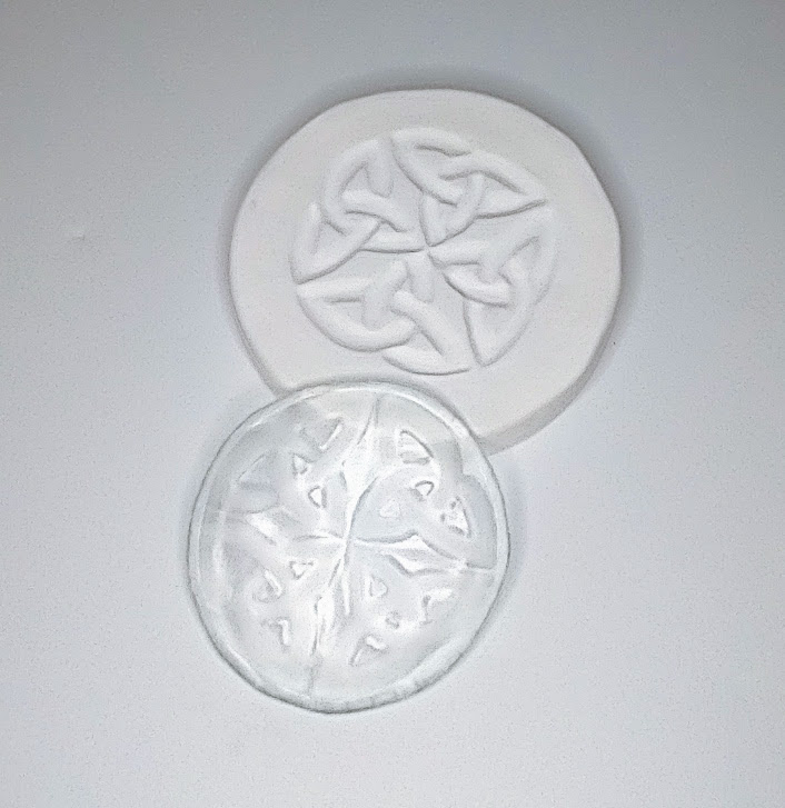 Fusing Sheet Glass on Bottle Bottom Molds - Glass With A Past