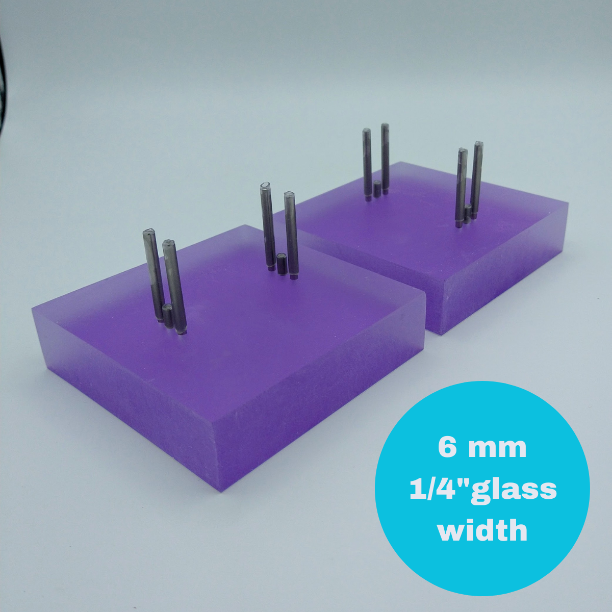 Stand Set D - Glass With A Past